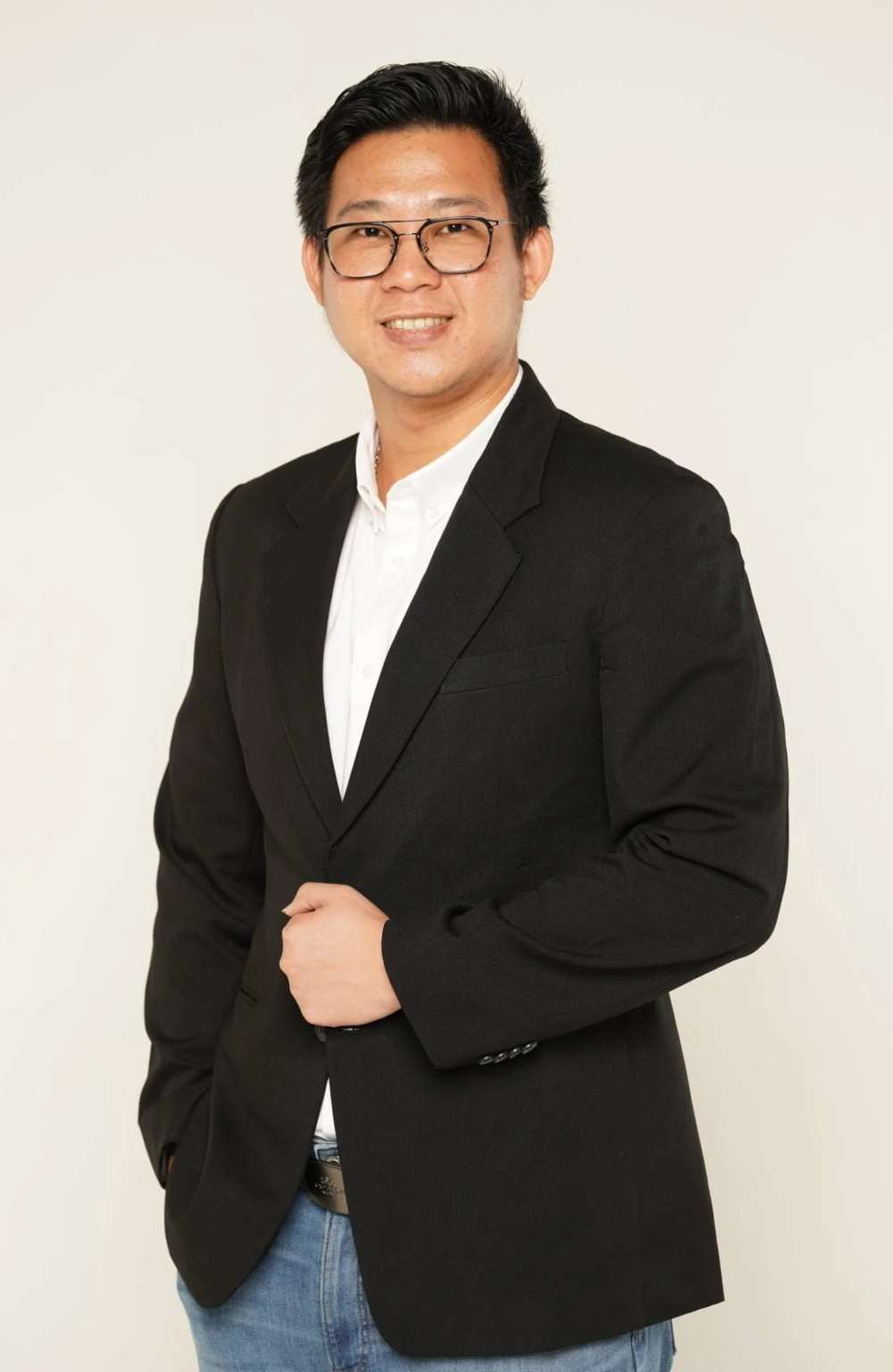 About Management - Central Data Technology